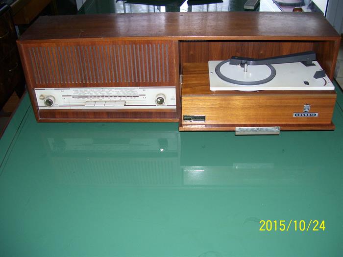 RADIO GIRADISCHI VINTAGE