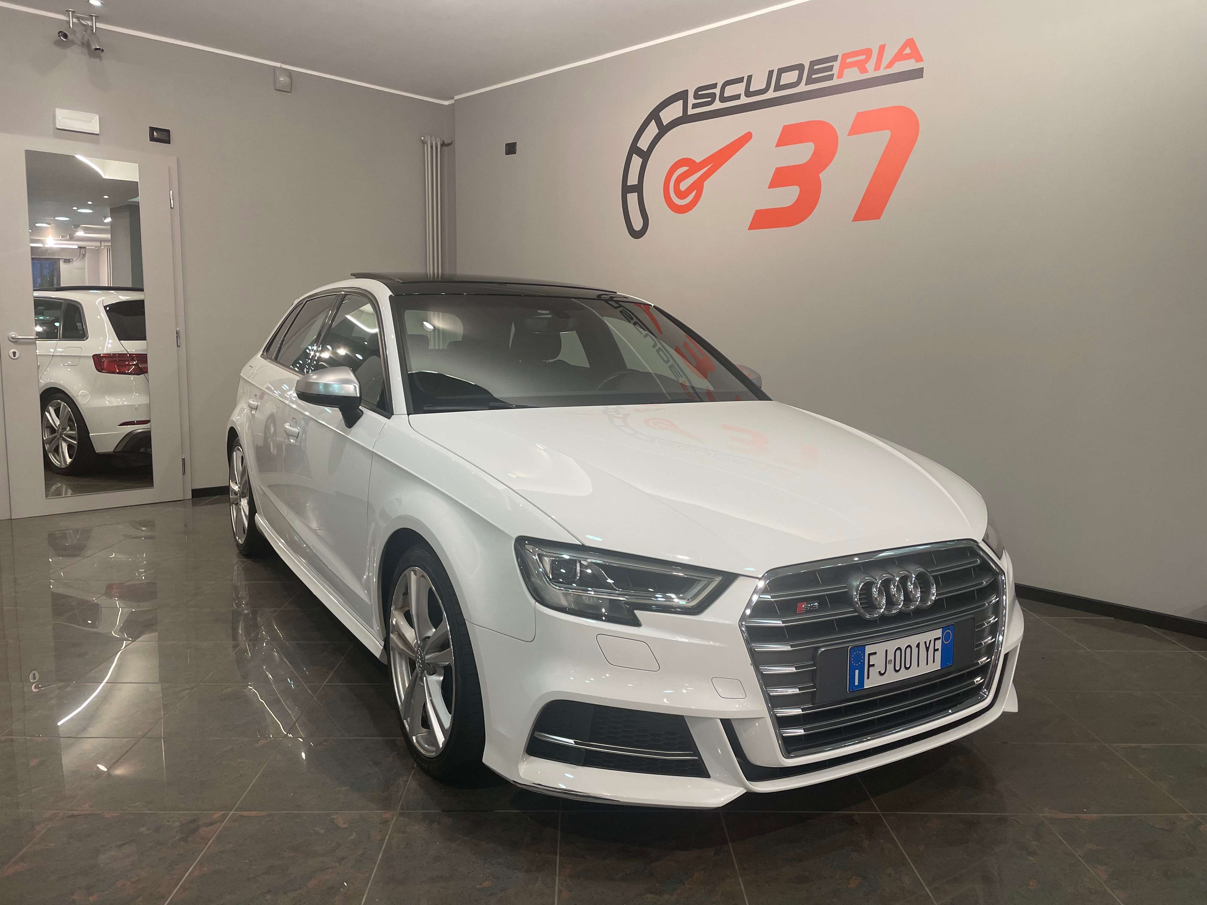 Audi S3S3 2.0 tfsi quattro 310cv s-tronic+TETTO+GARANZIA