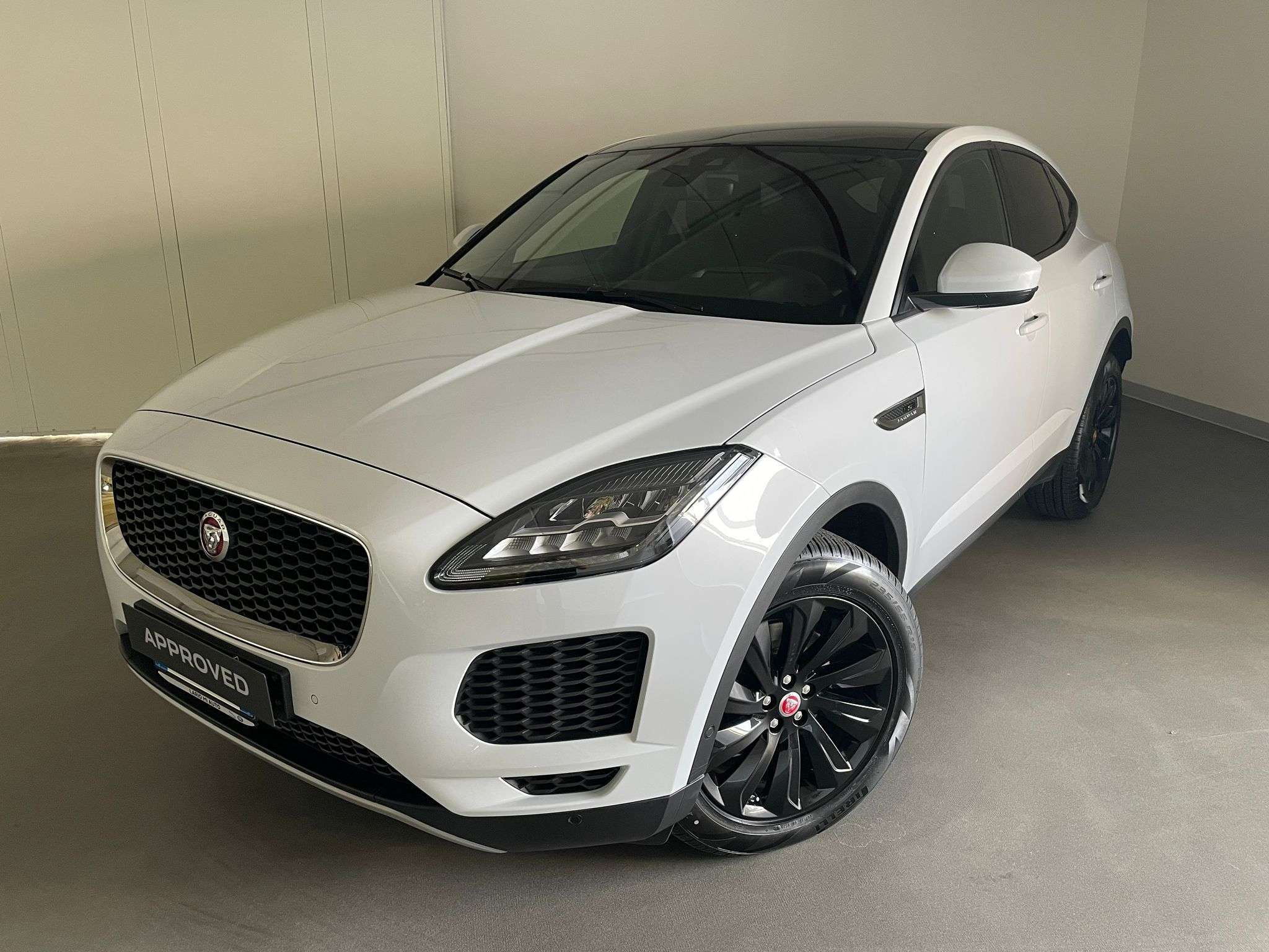 Jaguar E-PaceE-Pace 2.0d i4 S awd 180cv auto