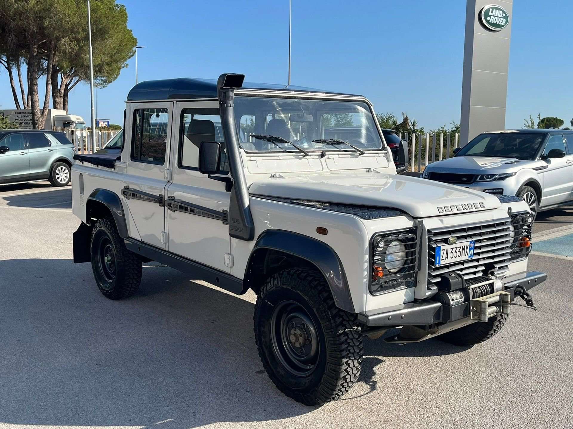 Land Rover DefenderE 110 2.5 crew cab td5 122 cv