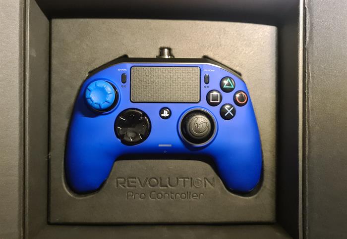 REVOLUTION PRO CONTROLLER NAVON PS4