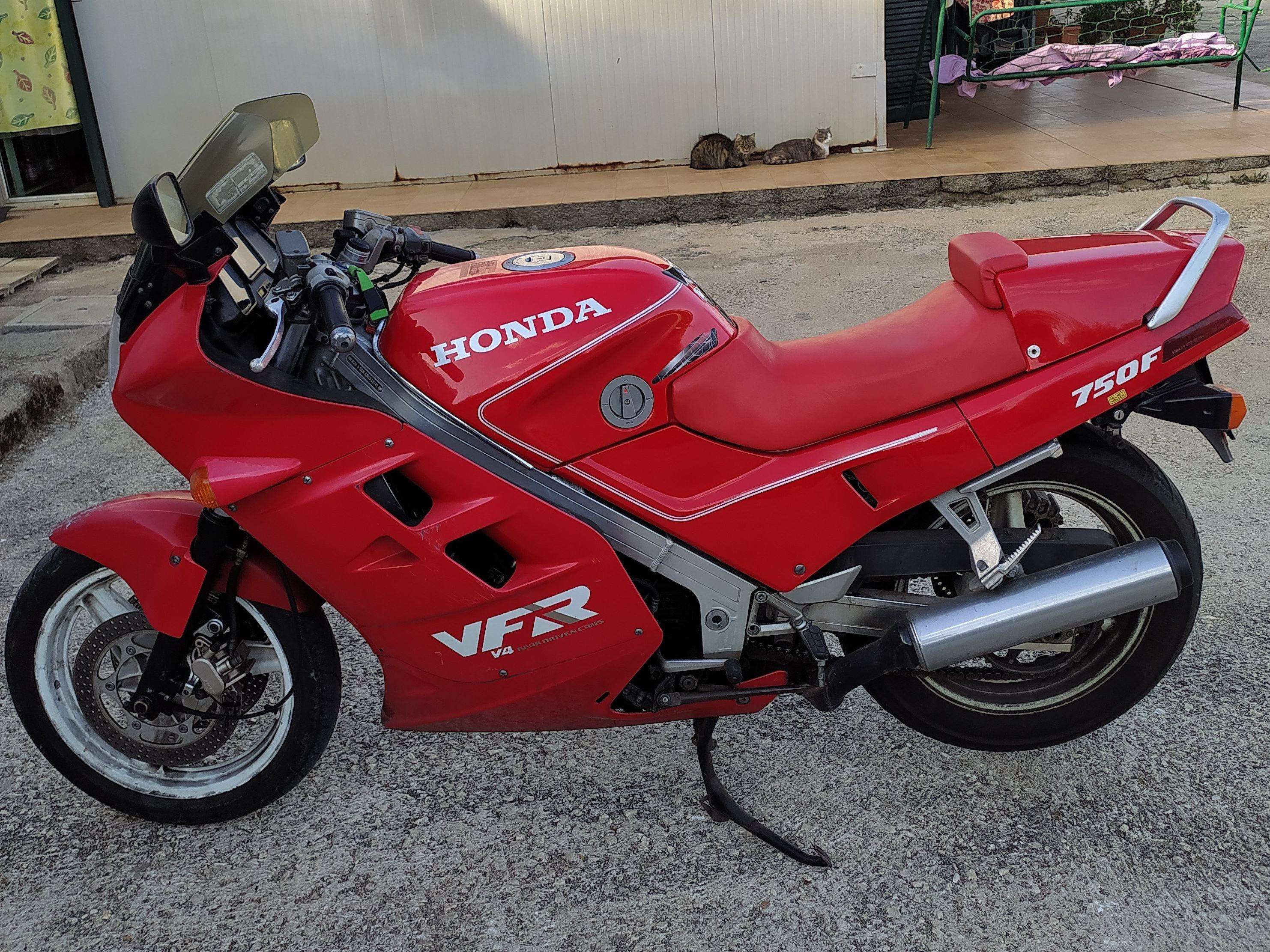 Honda VFR 750F