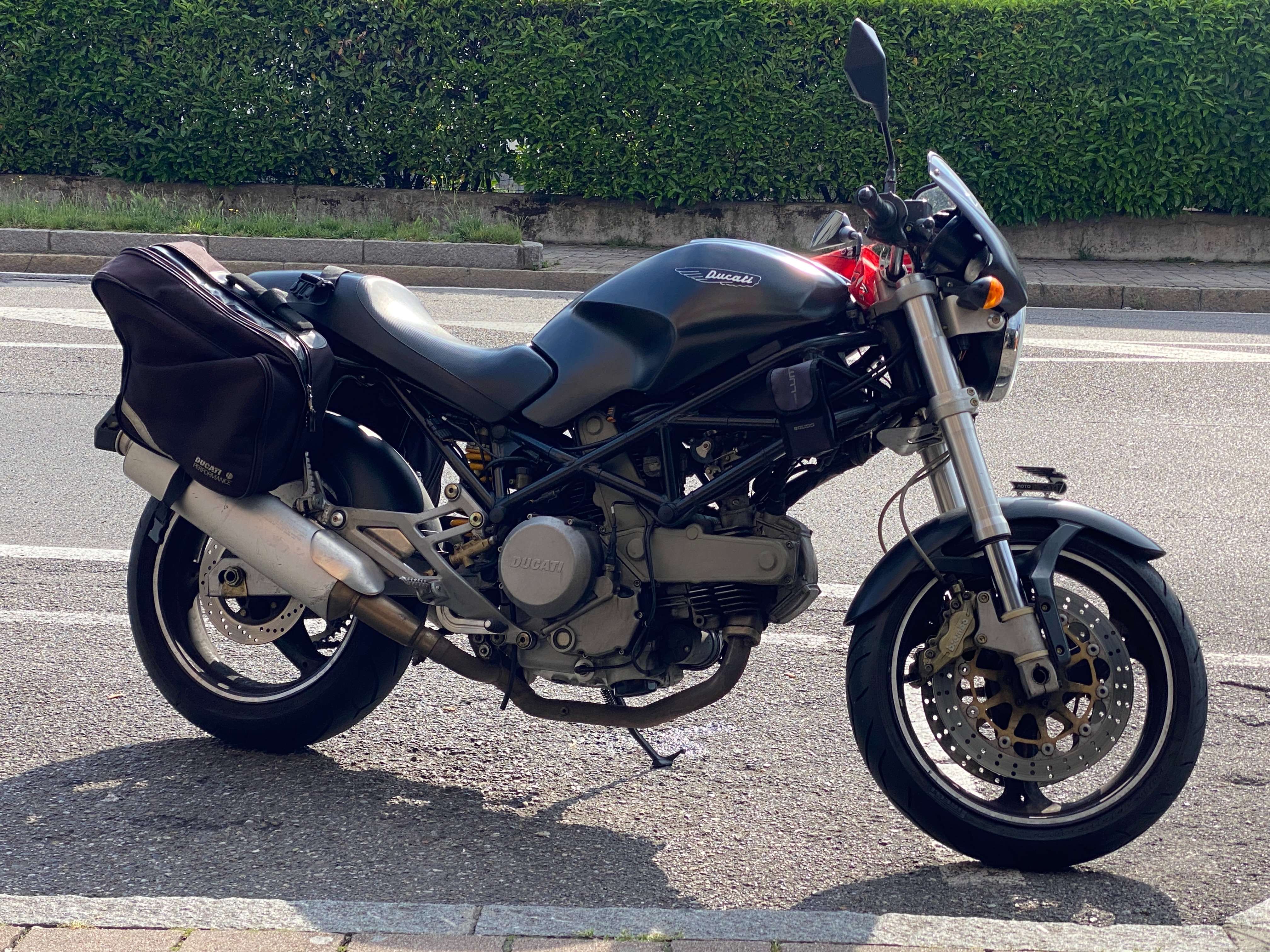 Ducati Monster 620Dark i.e.