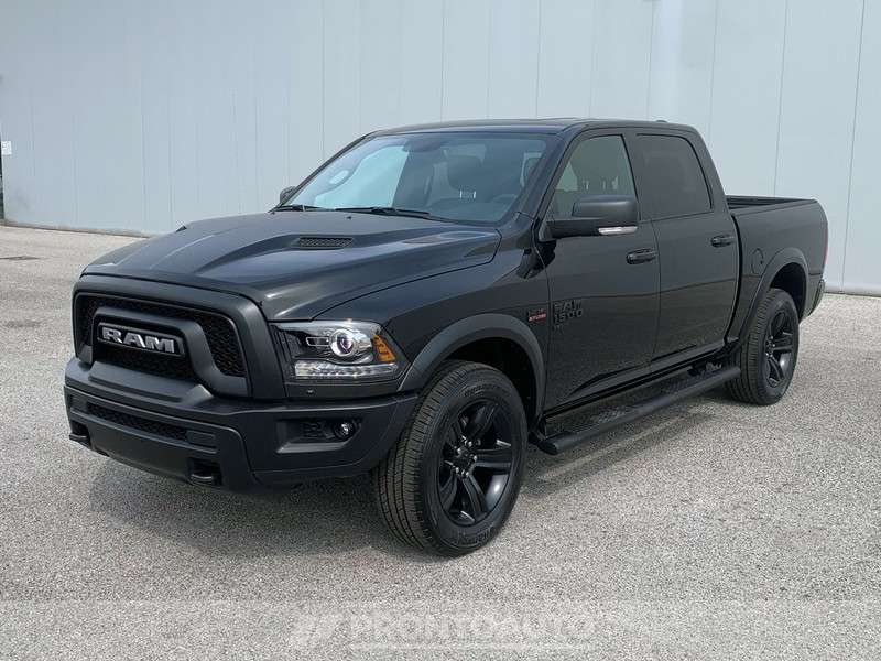 RAM 1500Ram   CLASSIC WARLOCK 4X4 GPL -