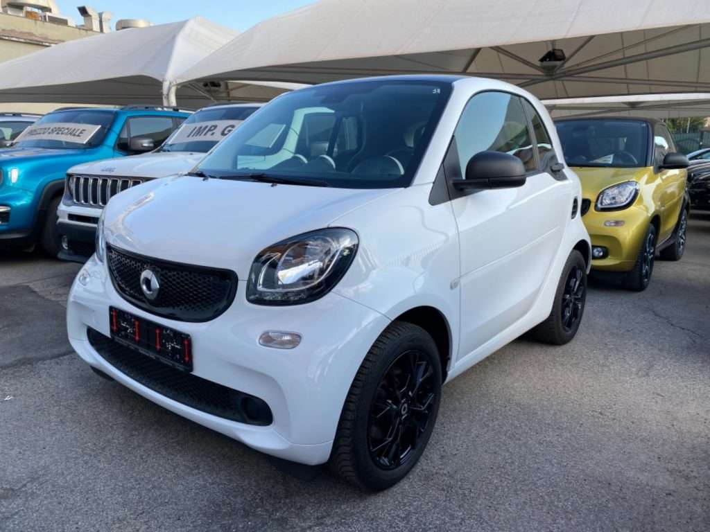 smart forTwo70 1.0 twinamic Pelle/navigazione + sedili riscald