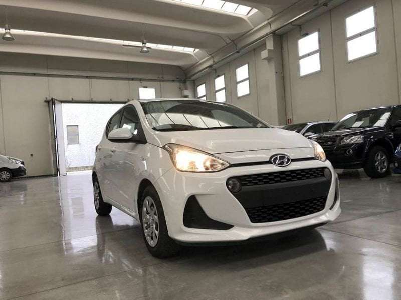 Hyundai i10per neopatentati