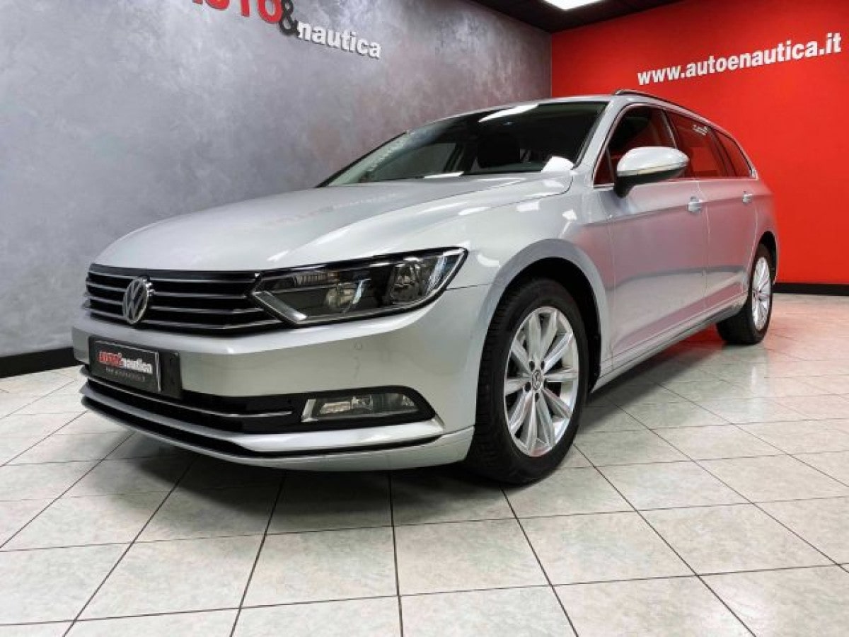 VOLKSWAGEN Passat 8ª serie Passat Variant 1.6 TDI Trendline BlueMotion Technology