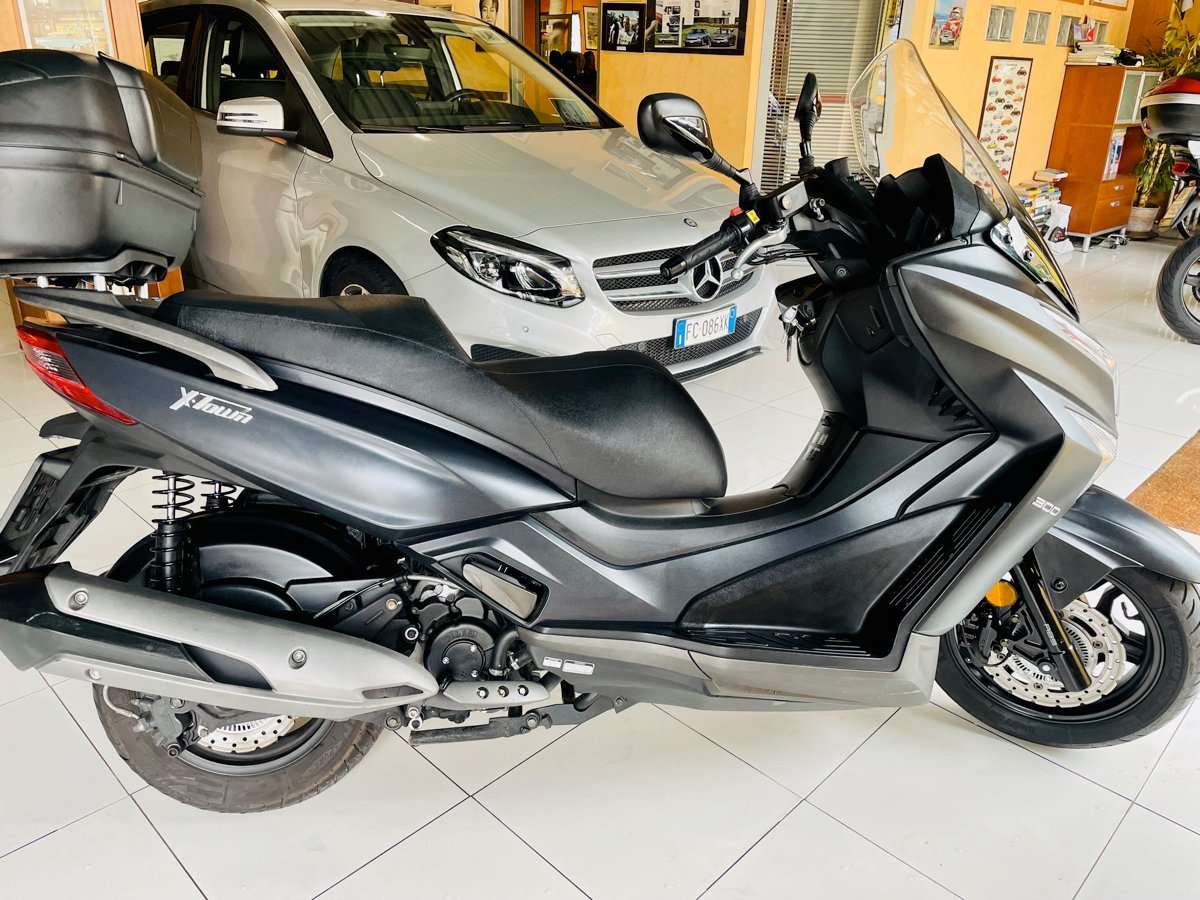 Kymco X-Town300 abs  bauletto