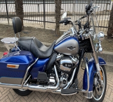 Harley Davidson Road King 2017 FLHR 107