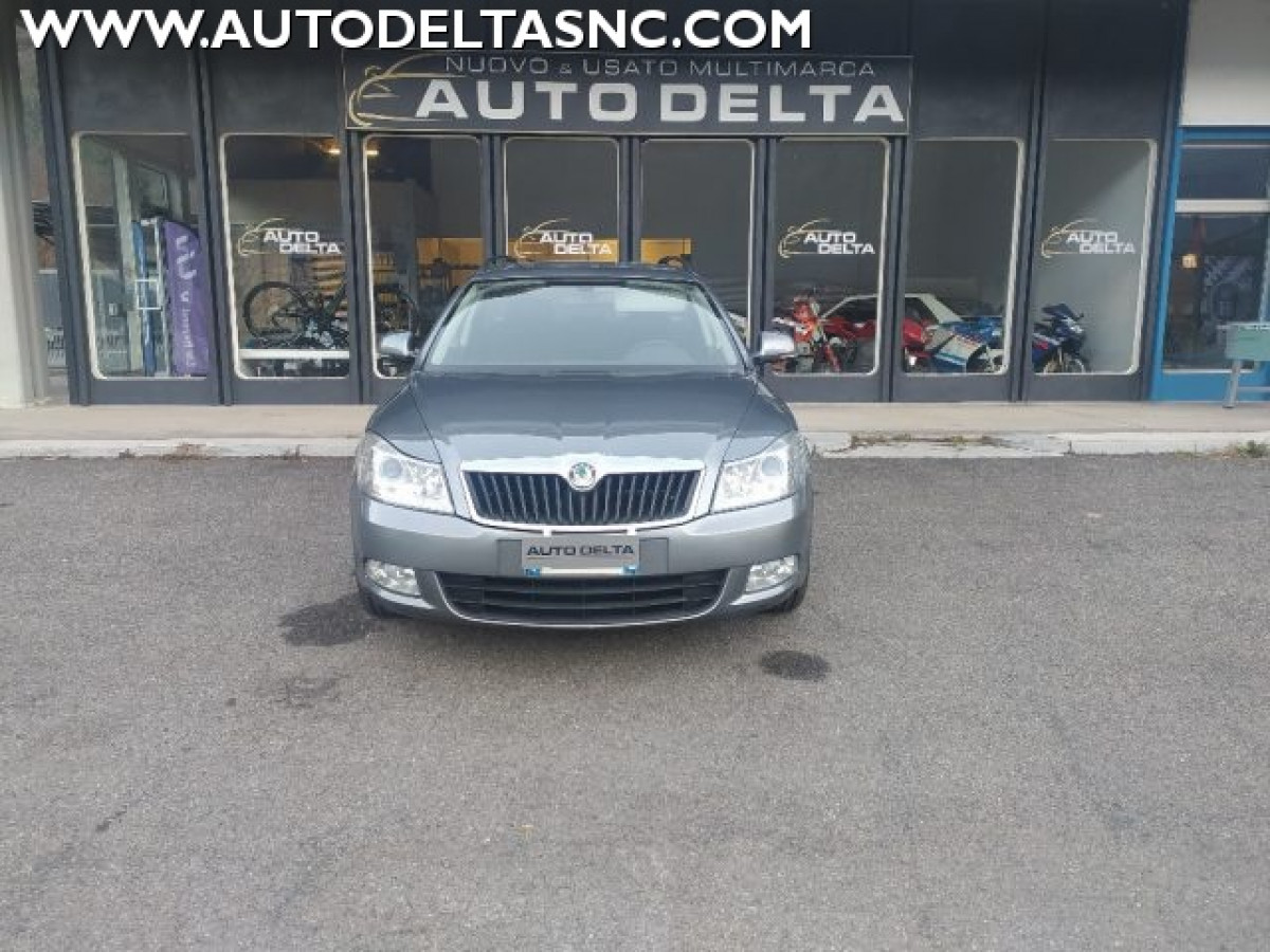 SKODA Octavia 2ª serie Octavia 1.6 TDI CR F.AP. 4x4 Wagon Ambition