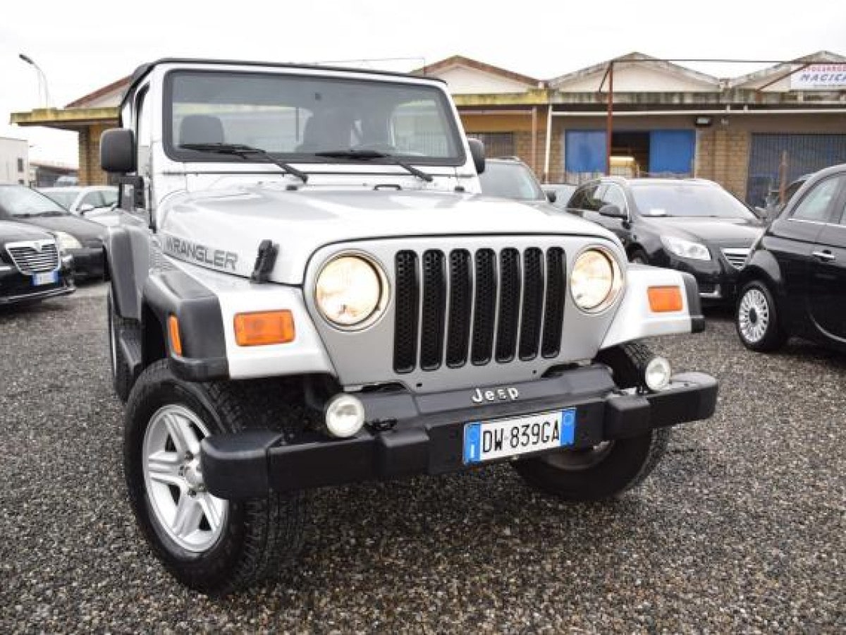 JEEP Wrangler 3ª serie JEEP Wrangler 4X4 - 2.4 143CV cat Sport - 3P CABRIO 4 POSTI - DA AMATORE