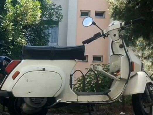 Vespa PK 125