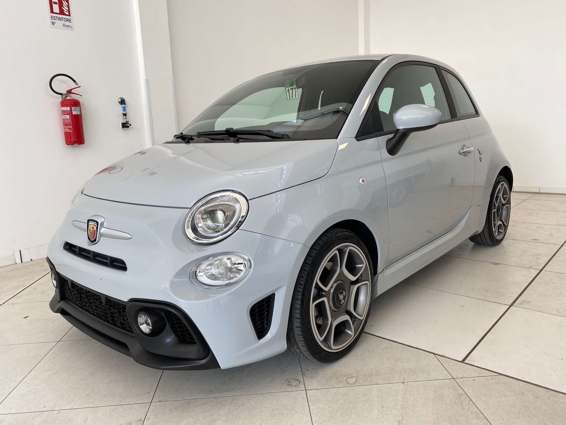 Abarth 5951.4 Turbo T-Jet 145 CV