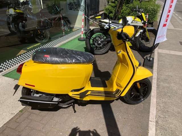 Lambretta V200V 200 SPECIAL