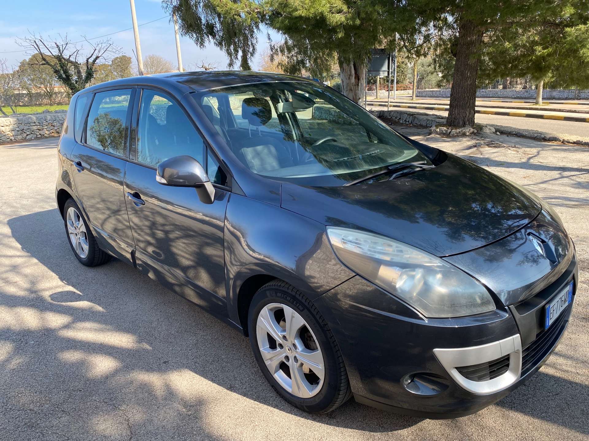 Renault Scenic1.5 dci Dynamique c/TomTom