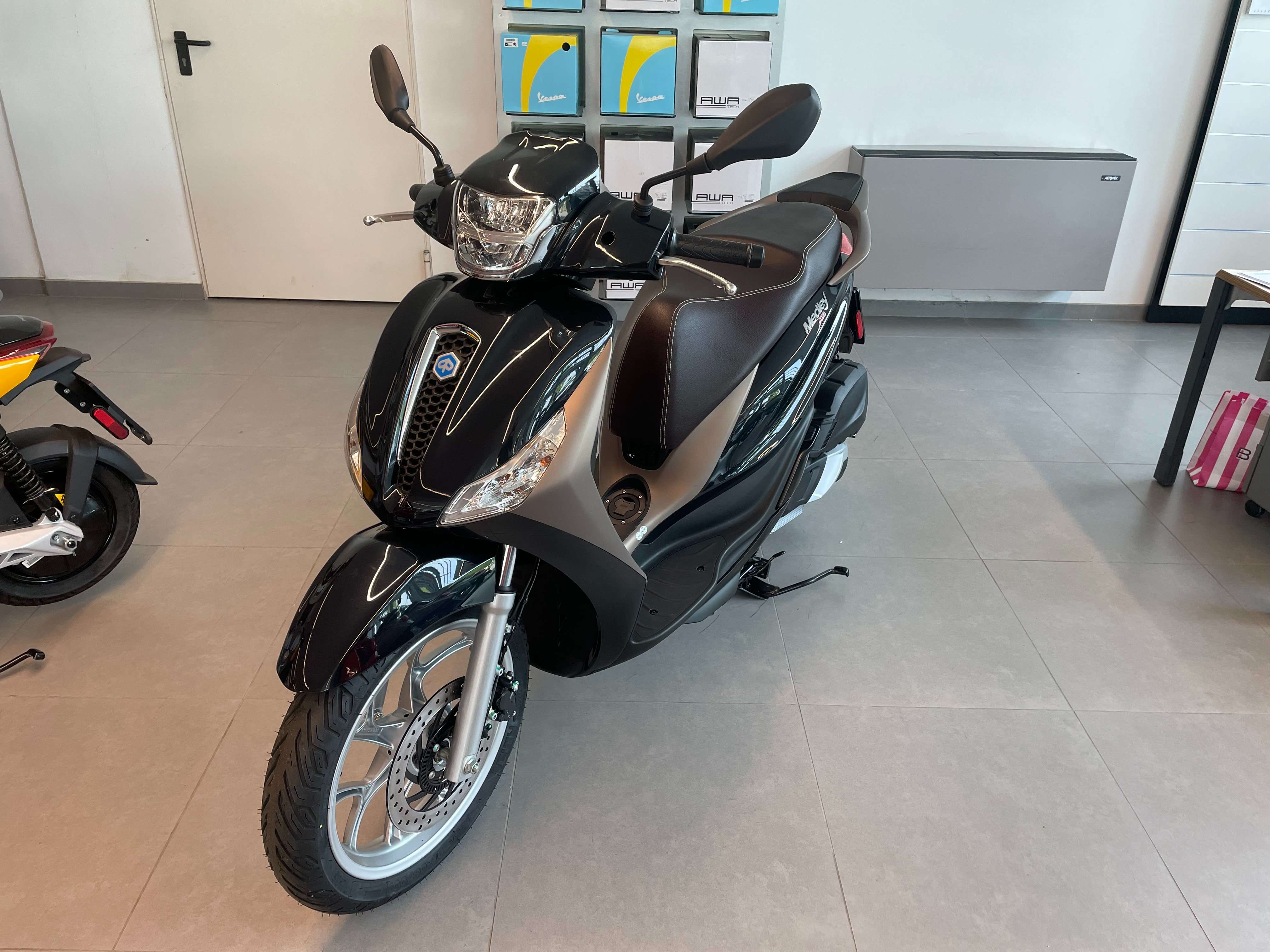 Piaggio Medley 125"i-get" EURO 5 - NUOVO IN PRONTA CONSEGNA!