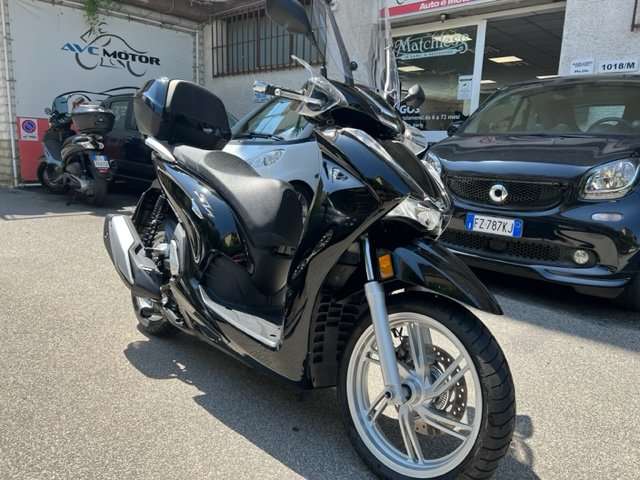 Honda SH 350i11/21 KM 9937 ANTIFURTO