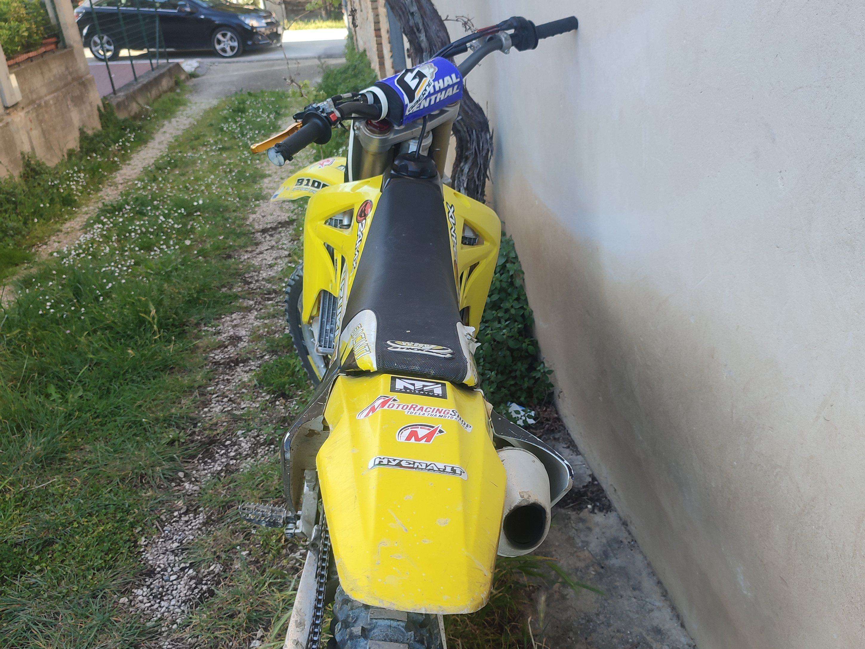 Suzuki RMZ 250