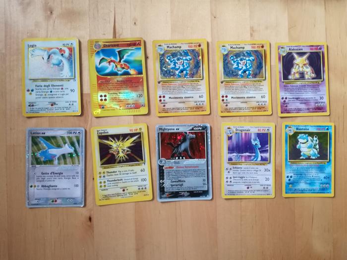 10 CARTE POKEMON HOLO