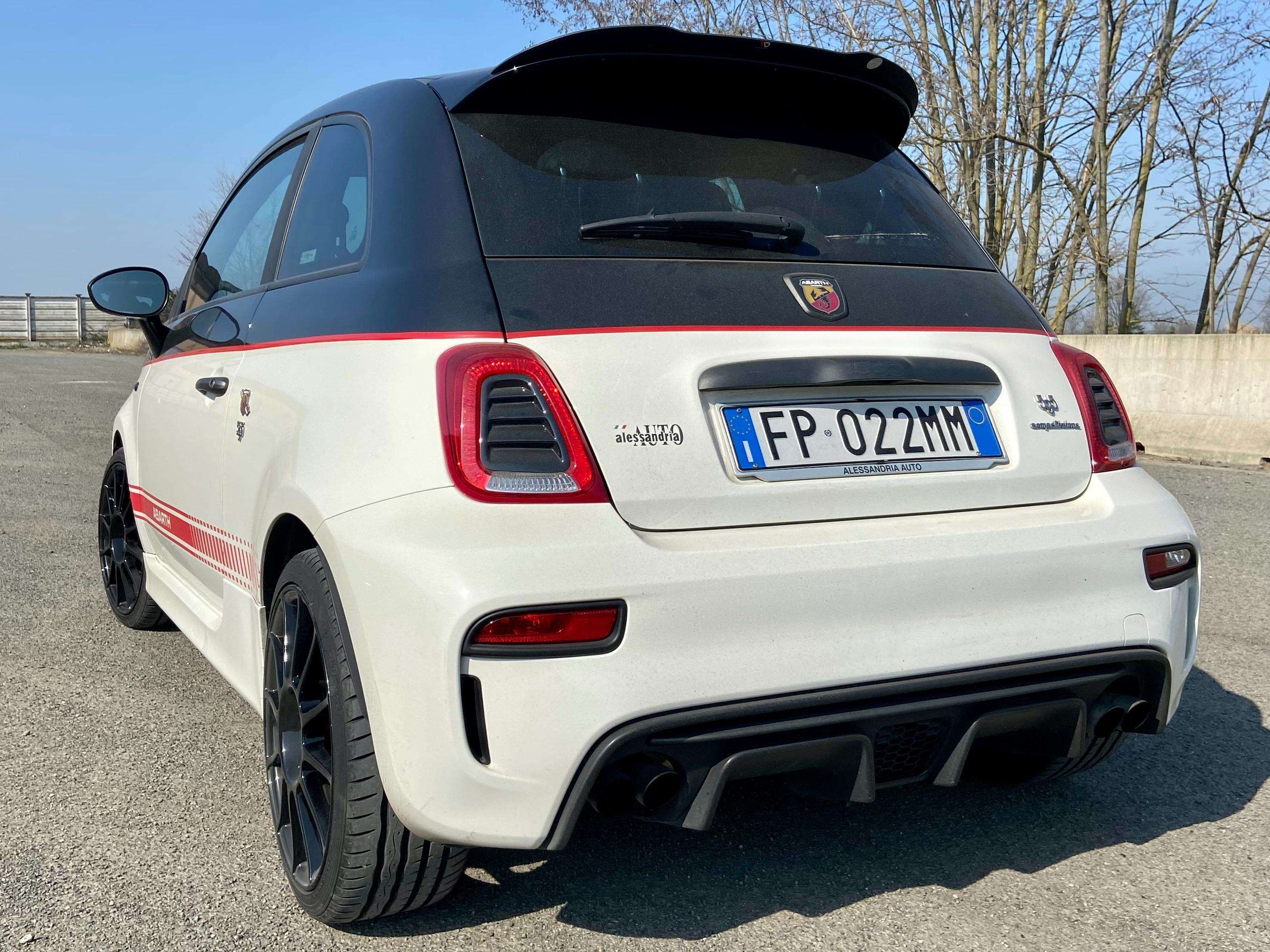 Abarth 595Competizione 180cv SABELT CARBONIO+DIFFERENZIALE