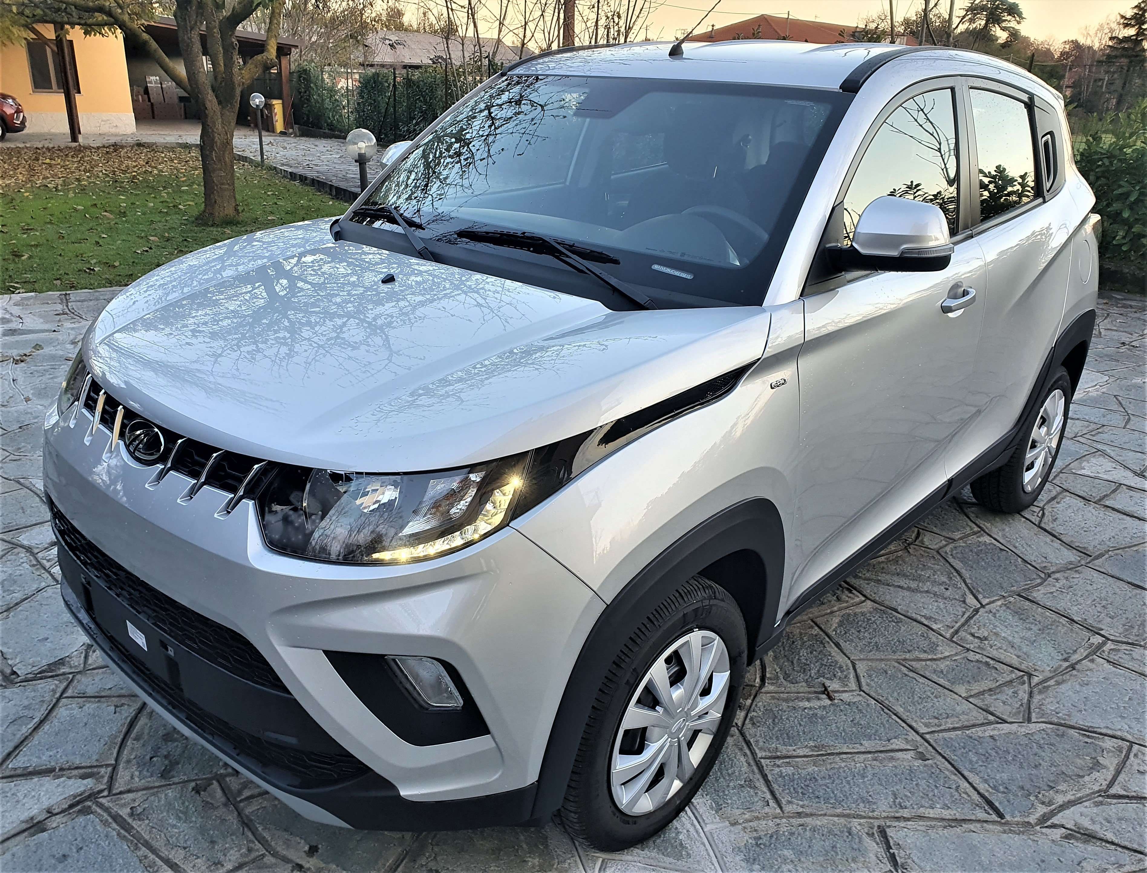 Mahindra KUV1001.2 K6 87cv m-bifuel GPL NUOVO - PRONTA CONSEGNA