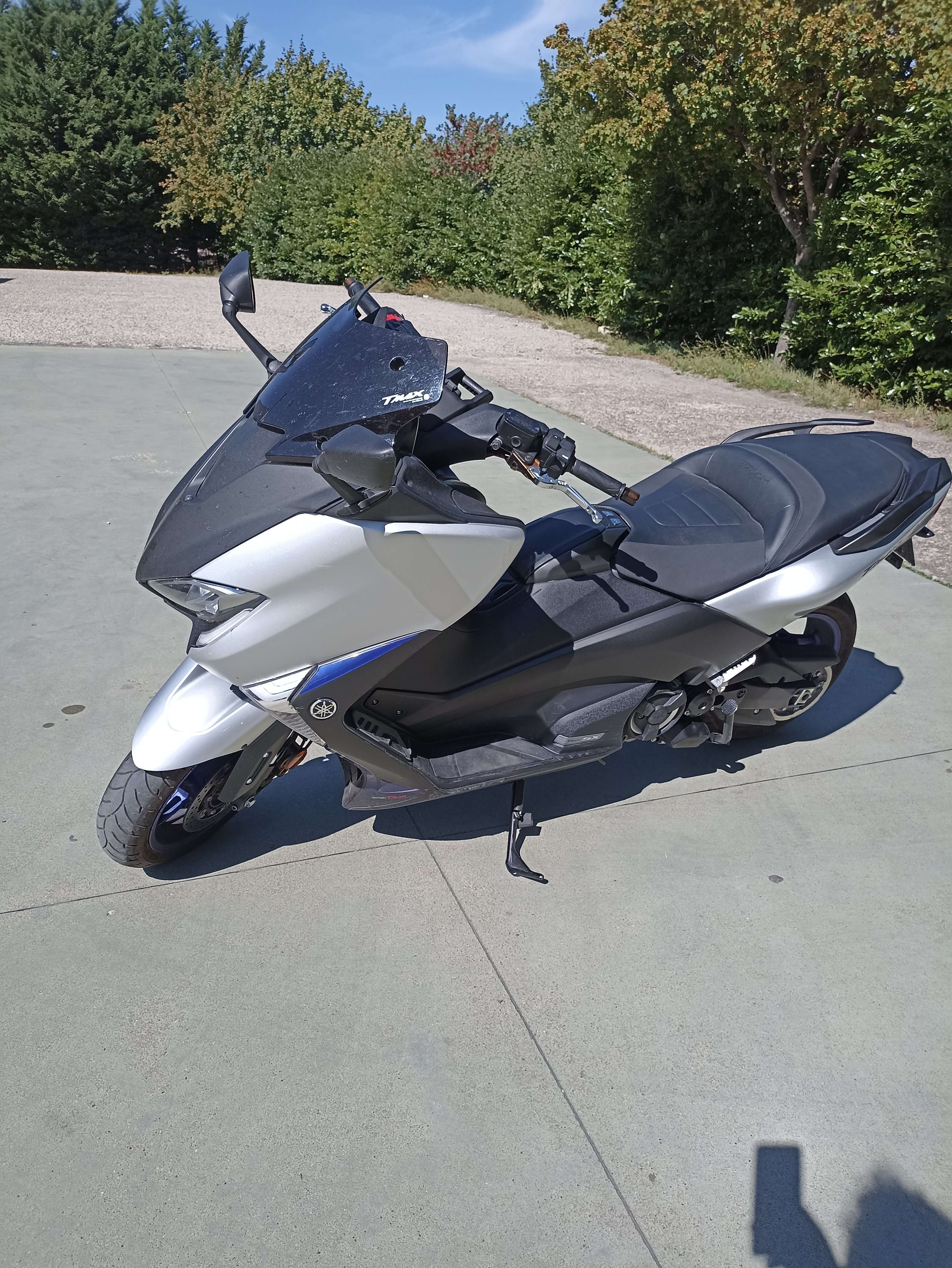 Yamaha TMAX 530