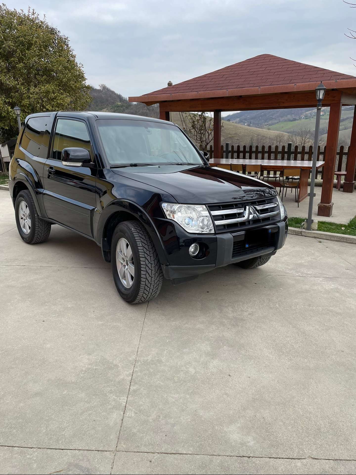 Mitsubishi Pajero3p 3.2 tdi 16v di-d Intense auto