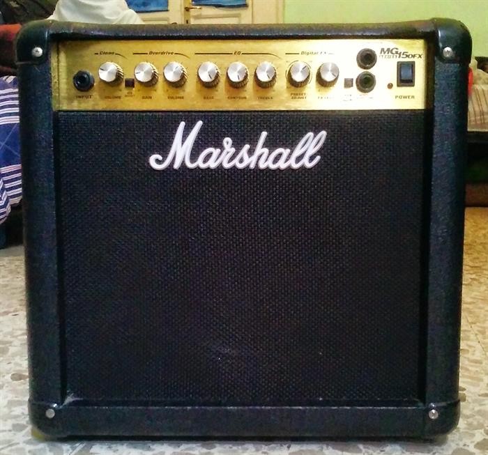 MARSHALL MG15DFX