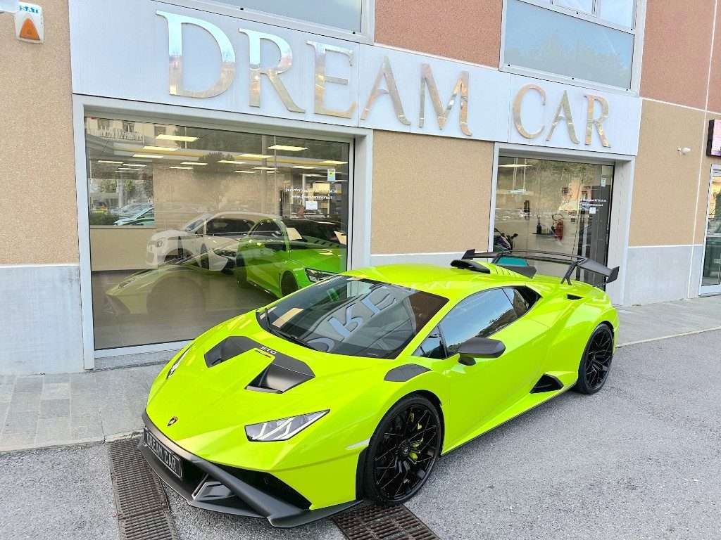 Lamborghini HuracanHuracán 5.2 V10 STO Coupé AKRAPOVIC