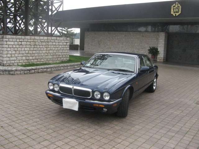 Jaguar XJ83.2 c/pelle