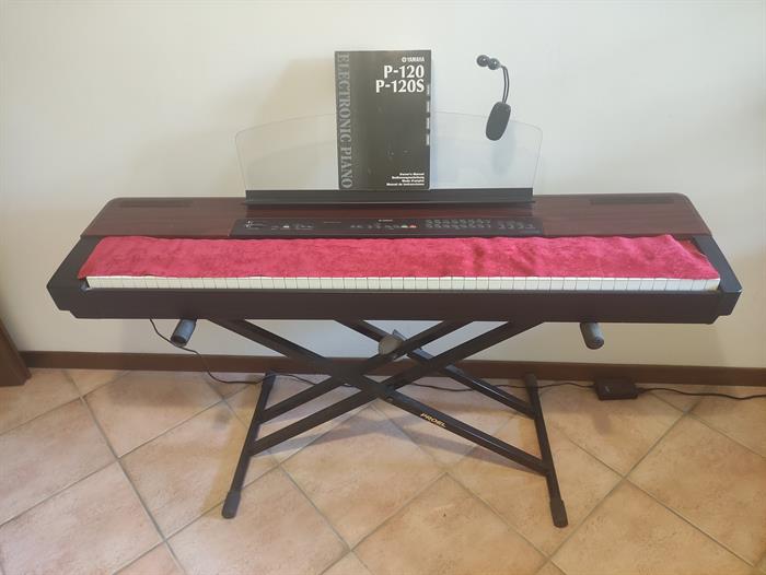 PIANOFORTE DIGITALE YAMAHA P-120