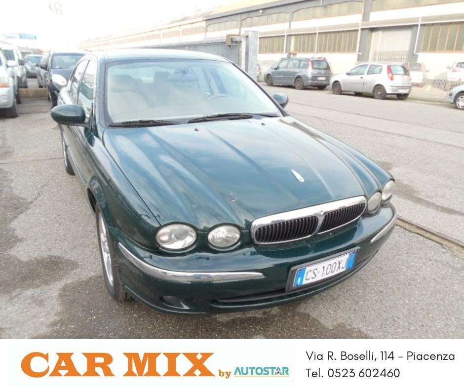 Jaguar X-Type2 litri V6 24V cat - PER COMMERCIANTI