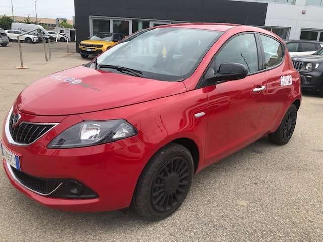 Lancia YpsilonYpsilon 1.2 Silver Gpl 69cv AZIENDALE PERFETTA