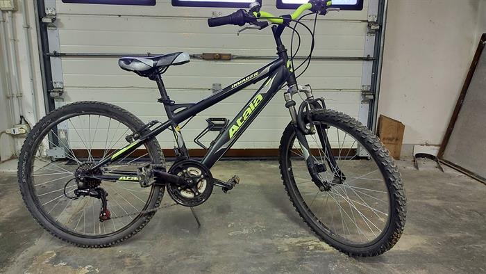 MOUNTAIN BIKE ATALA 24"