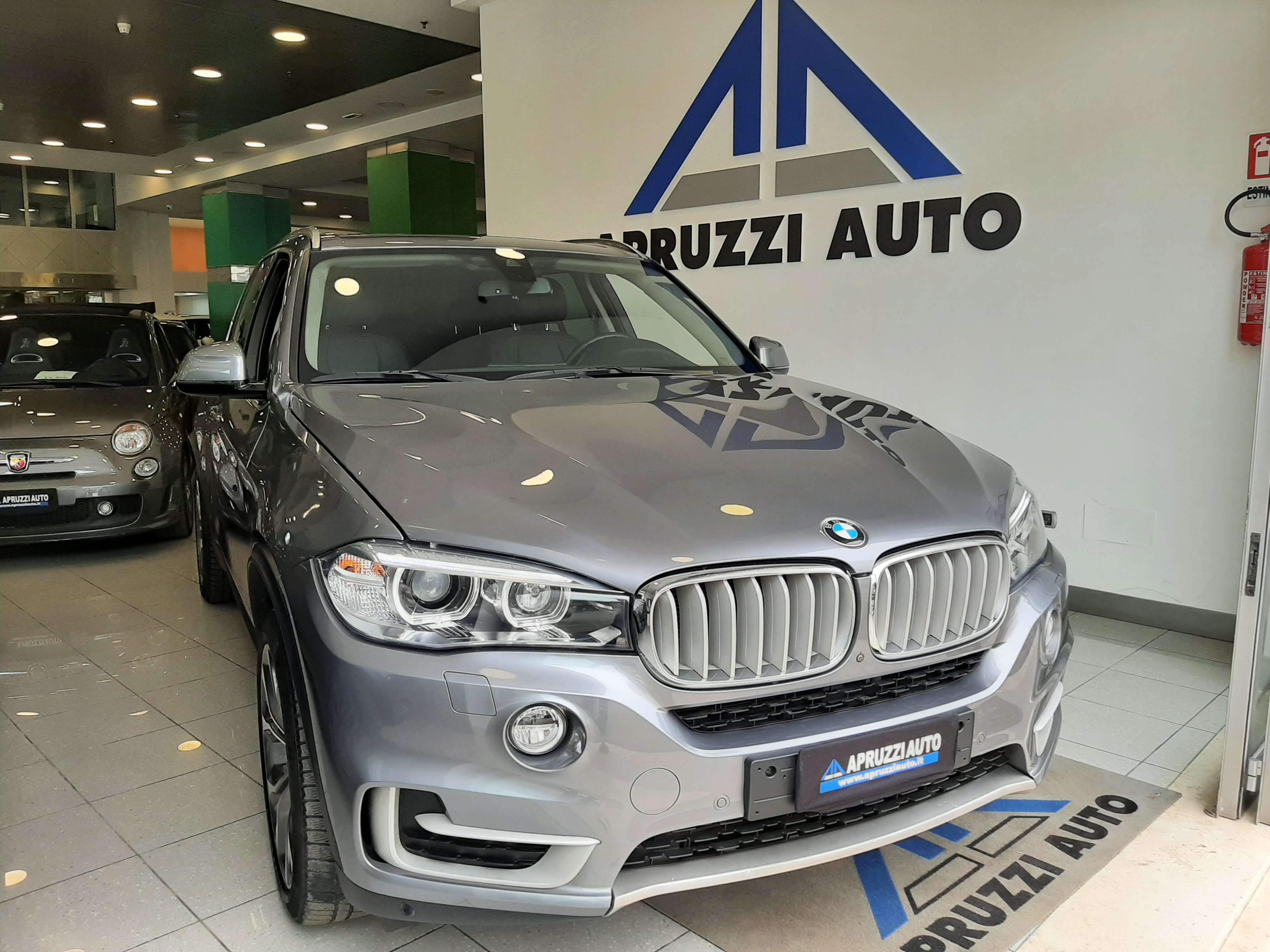 BMW X5X5 xdrive25d Luxury 231cv auto PELLE RETROCAM NAVI