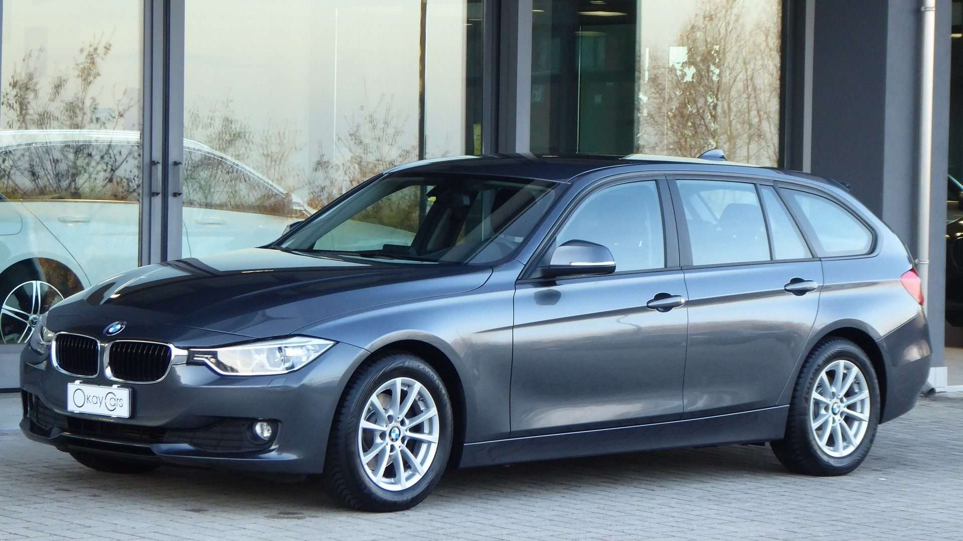 BMW 318d Touring Business aut.