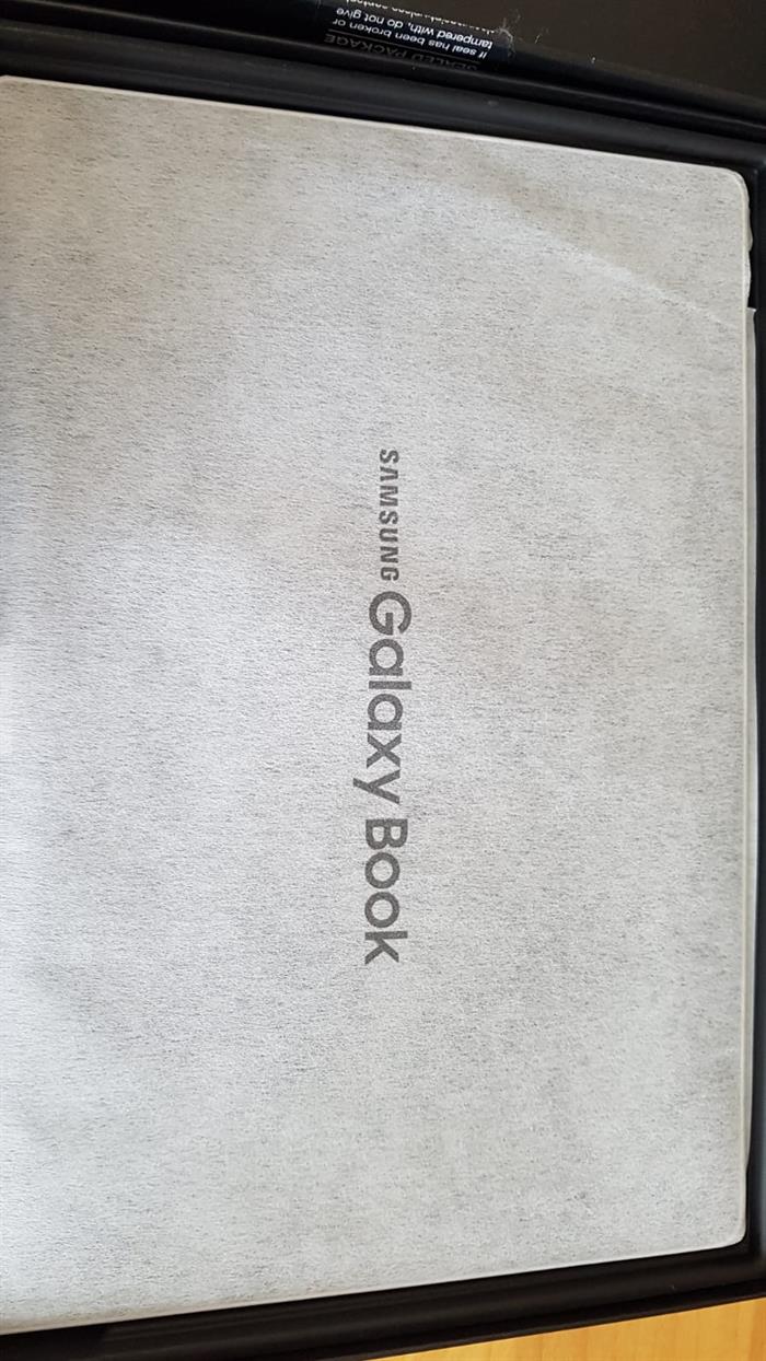 SAMSUNG GALAXY BOOK 12