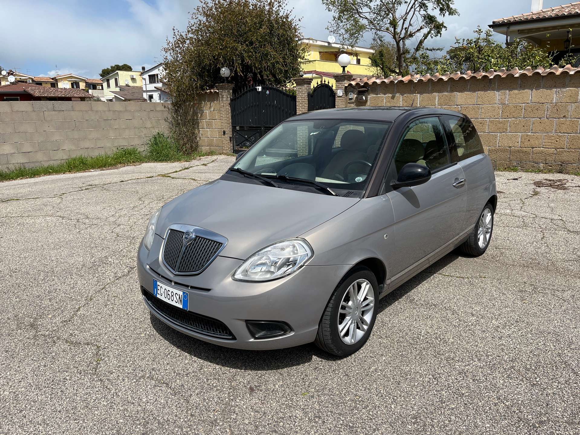 Lancia Ypsilon1.3 mjt 16v ORO E5