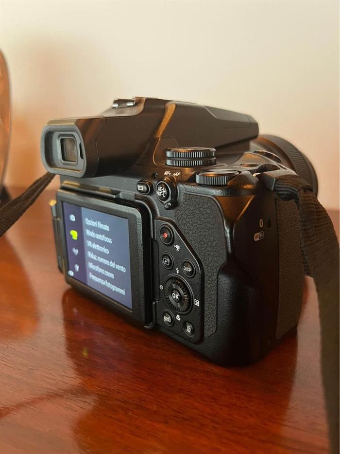 NIKON COOLPIX P1000 NERA