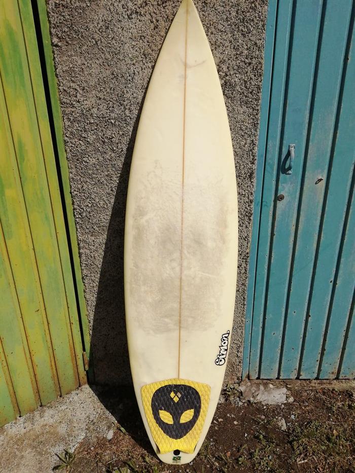 SURF BOARD 6'0 SHORT