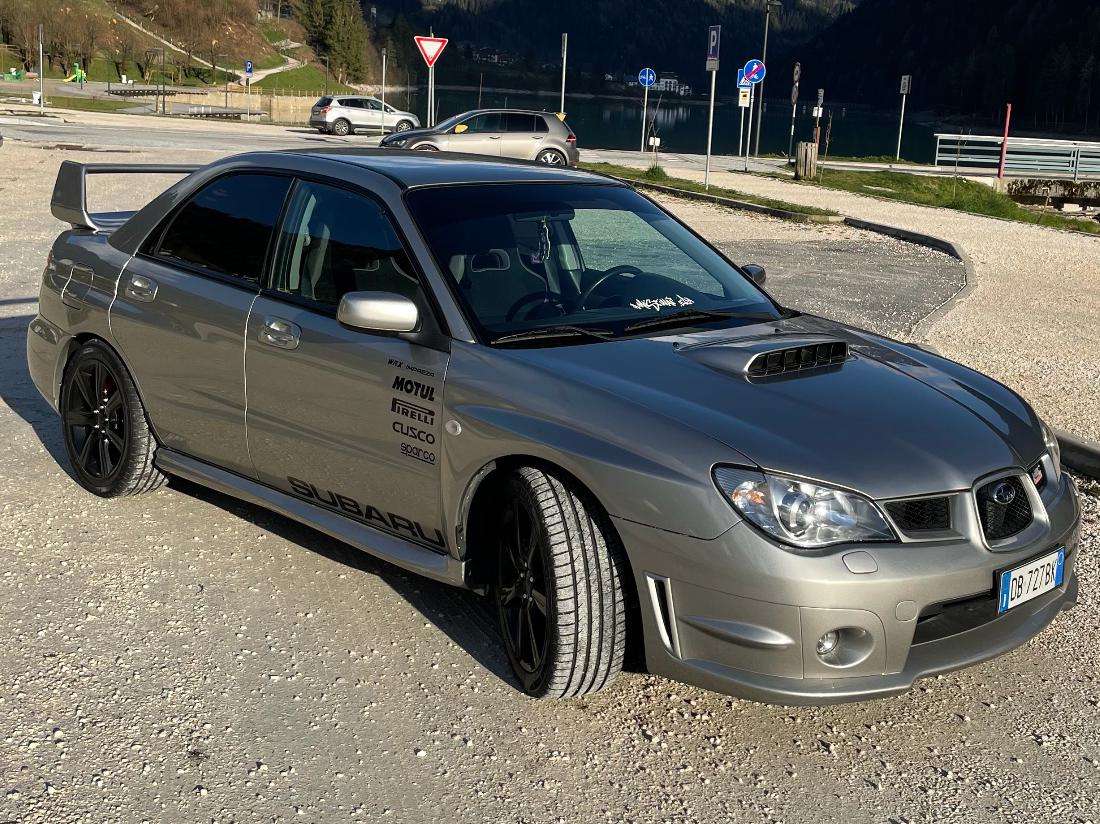 Subaru ImprezaImpreza II 2005 Sedan 2.5 WRX awd