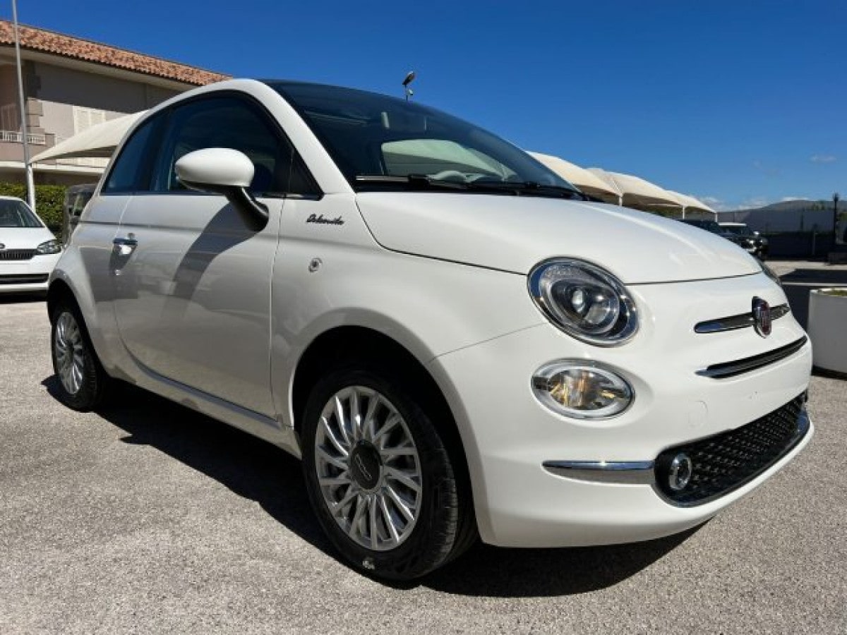 FIAT 500 (2015-->) 500 1.0 Hybrid Dolcevita