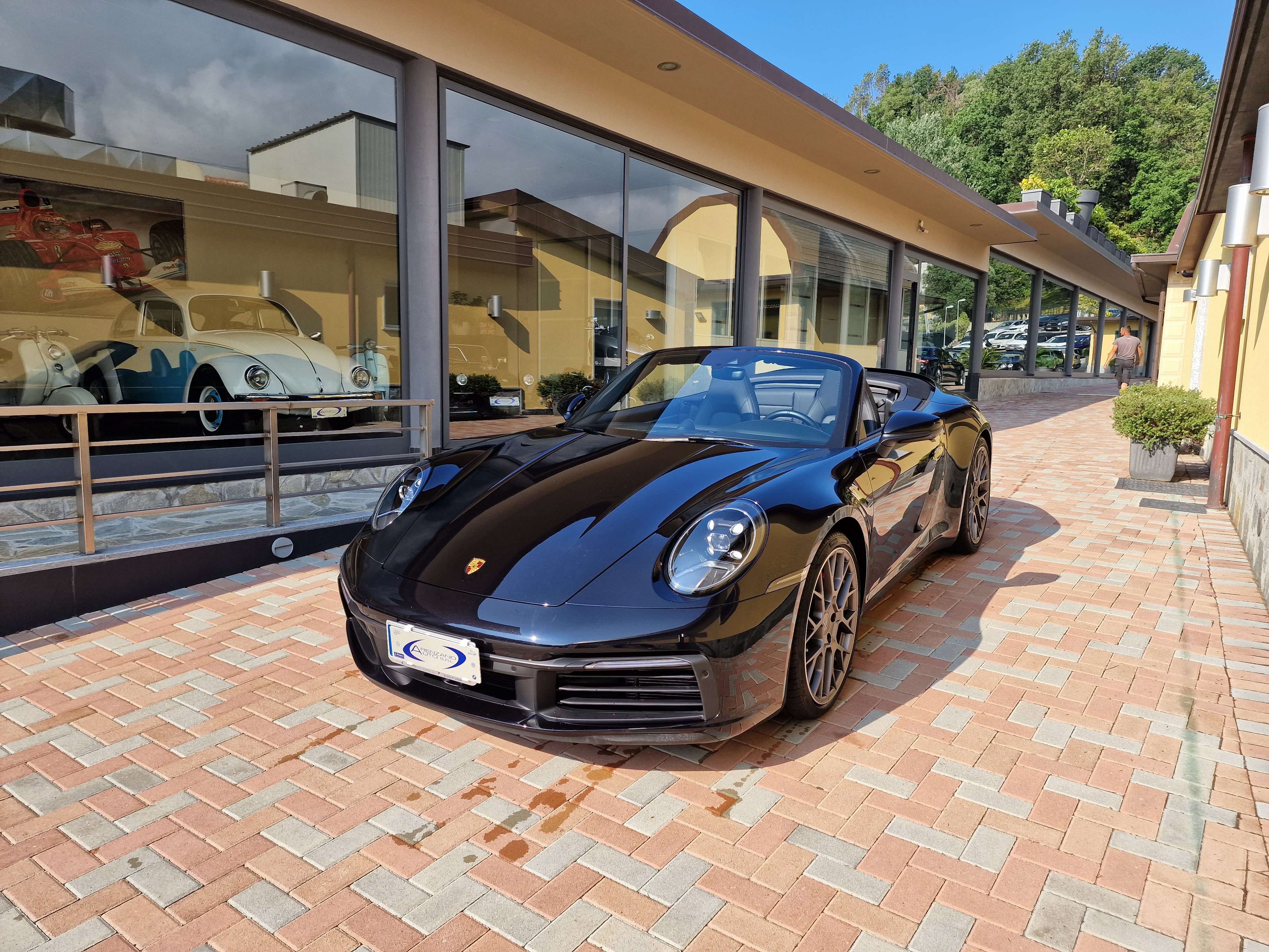 Porsche 911992 Cabrio Carrera 4S auto