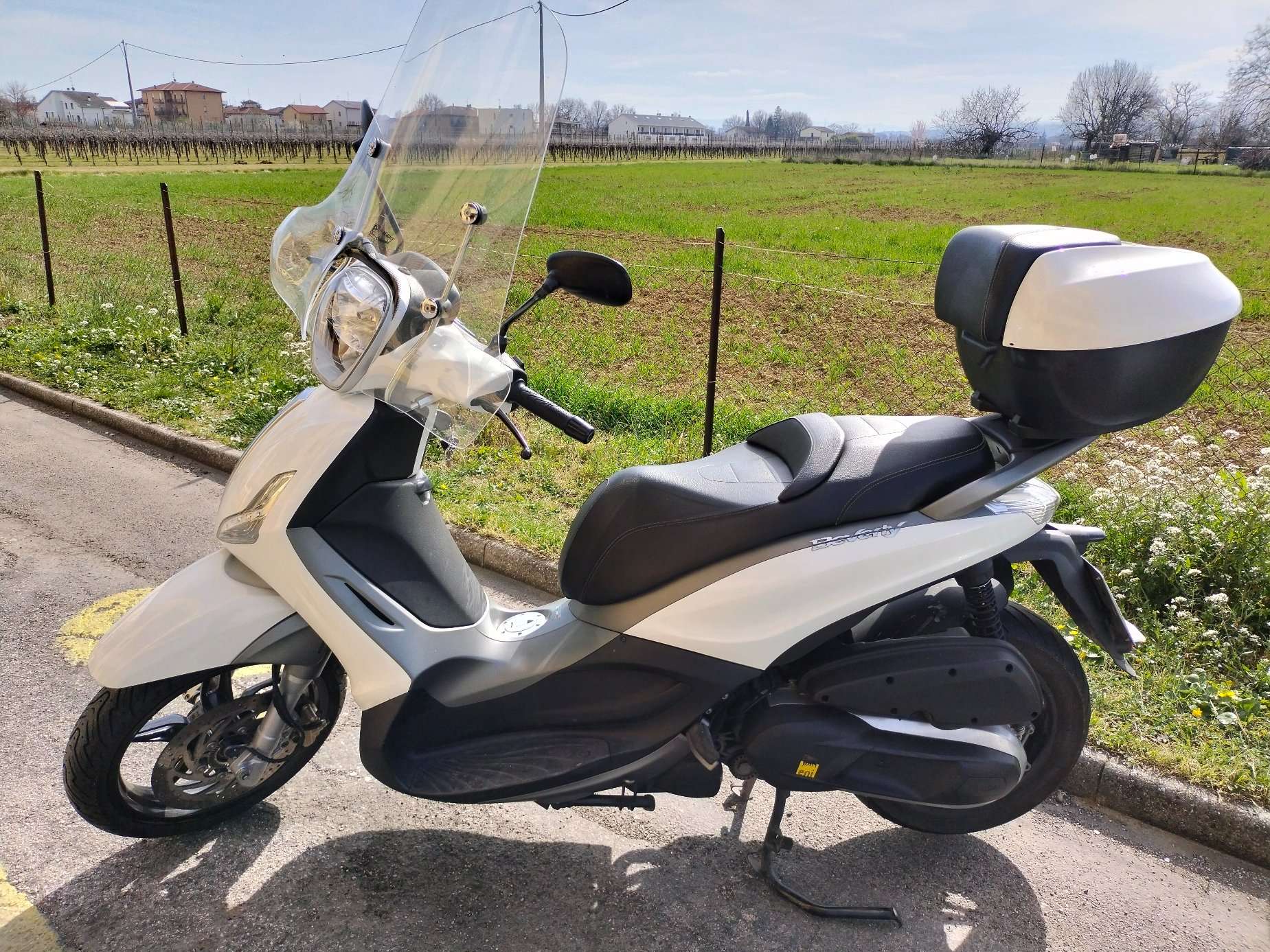 Piaggio Beverly 350