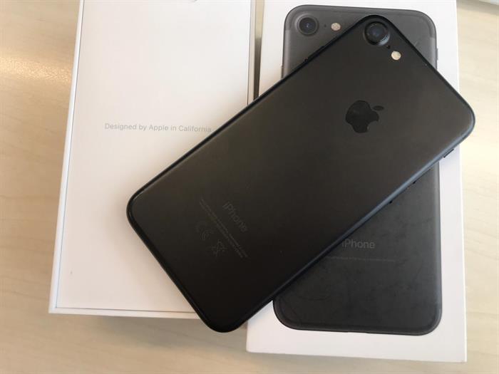 IPHONE 7 NERO 32 GB