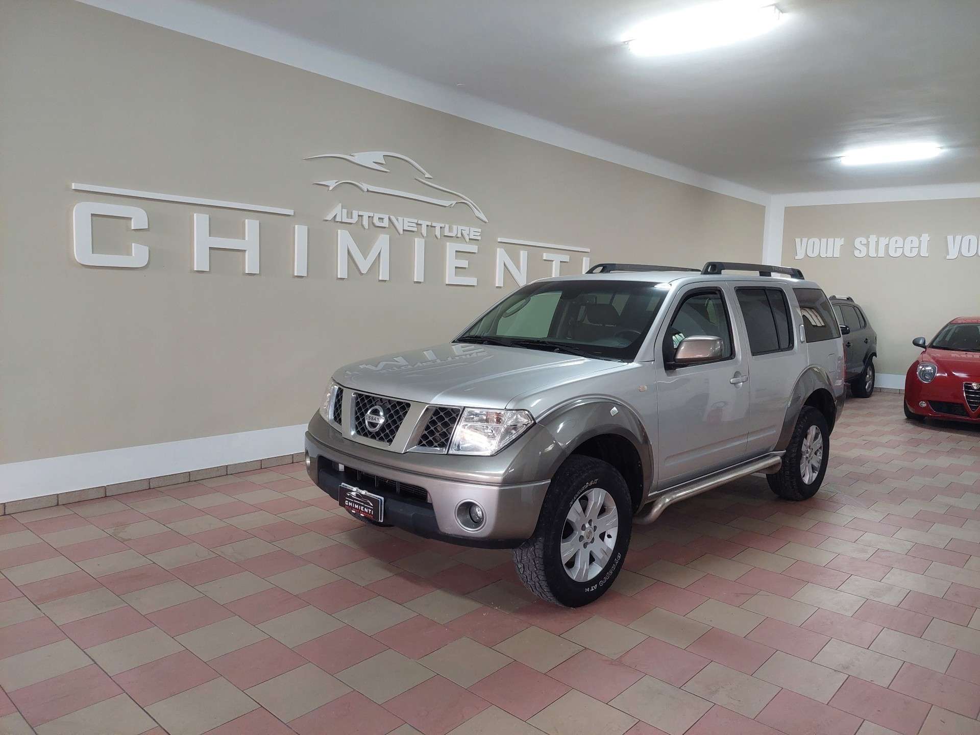 Nissan Pathfinder2.5 dci XE PlusTESTATA APPENA RIFATTA AUTOCARRO 7P