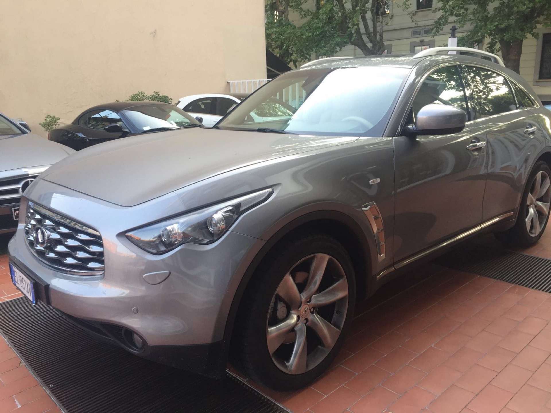 Infiniti FX3.0d V6 S Premium awd auto