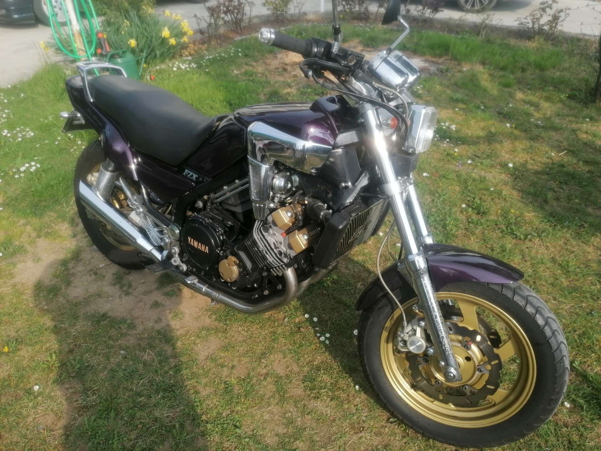 Yamaha FZX 750custom