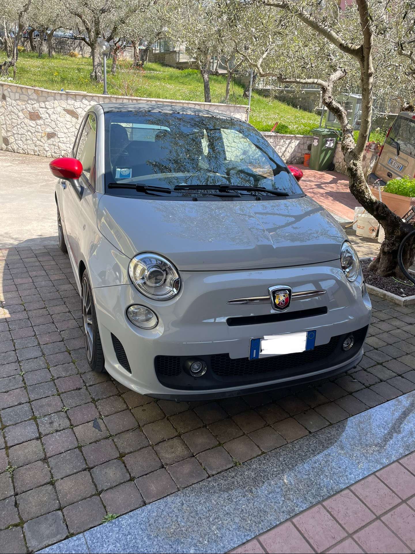 Abarth 500C1.4 16v t. t-jet 140cv MTA esseesse