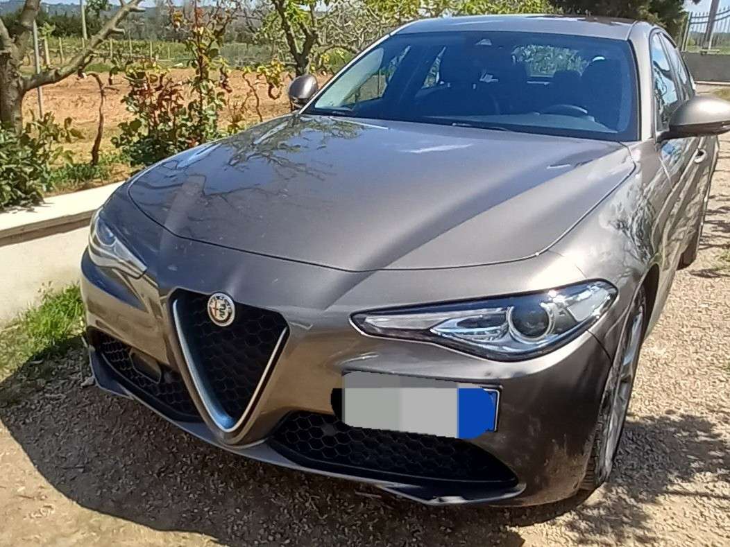 Alfa Romeo Giulia2.2 t Executive 160cv auto my19